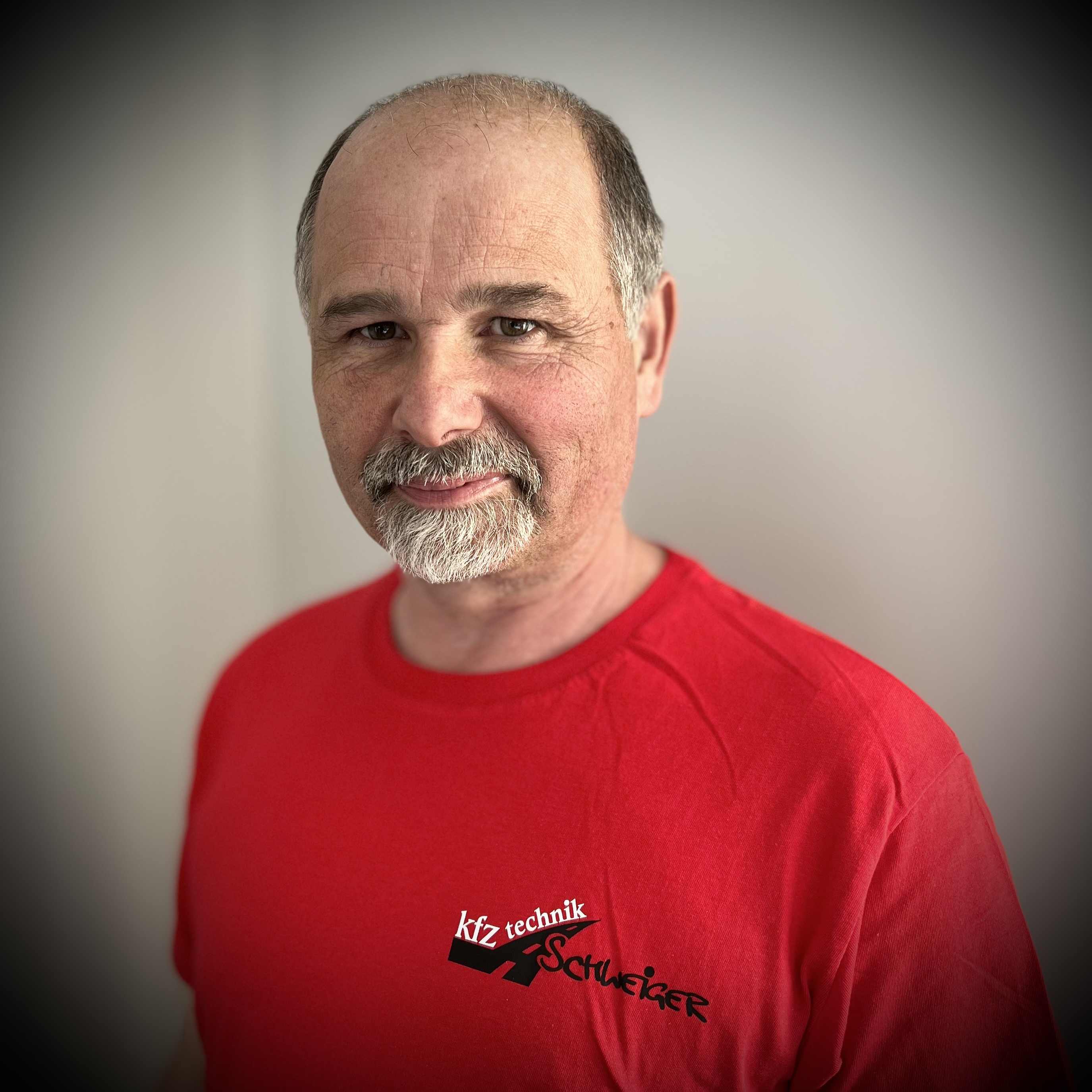 KFZ Schweiger: Ein Team von Profis für Ihr KFZ